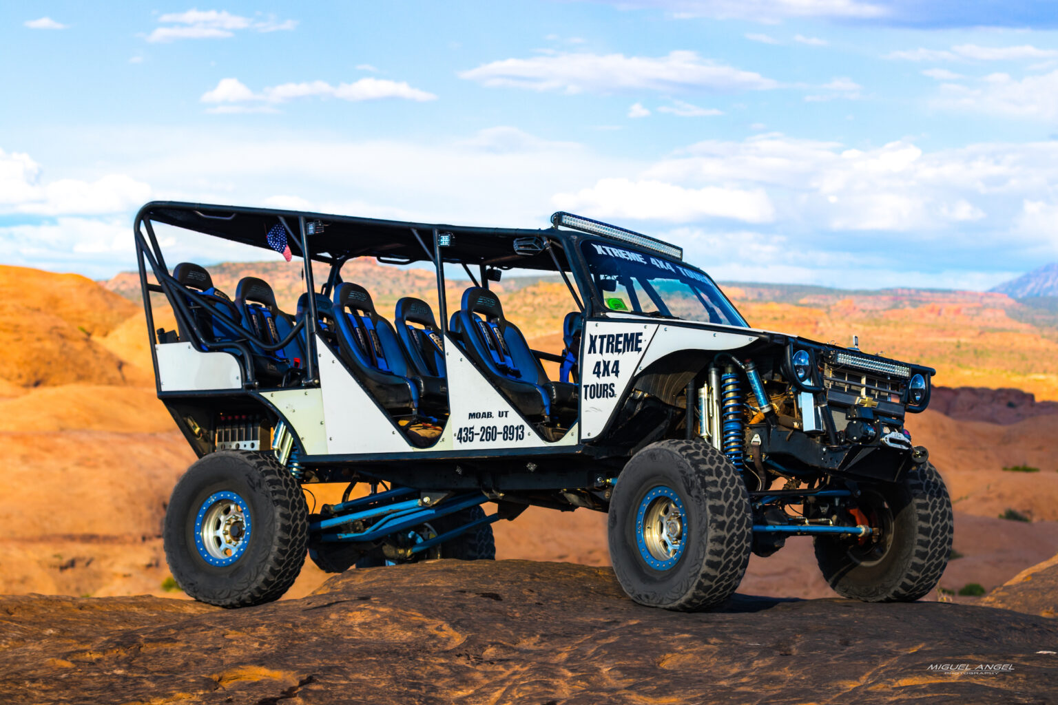 4X4 & Jet Boat Package Tours - Canyonlands By Night & Day